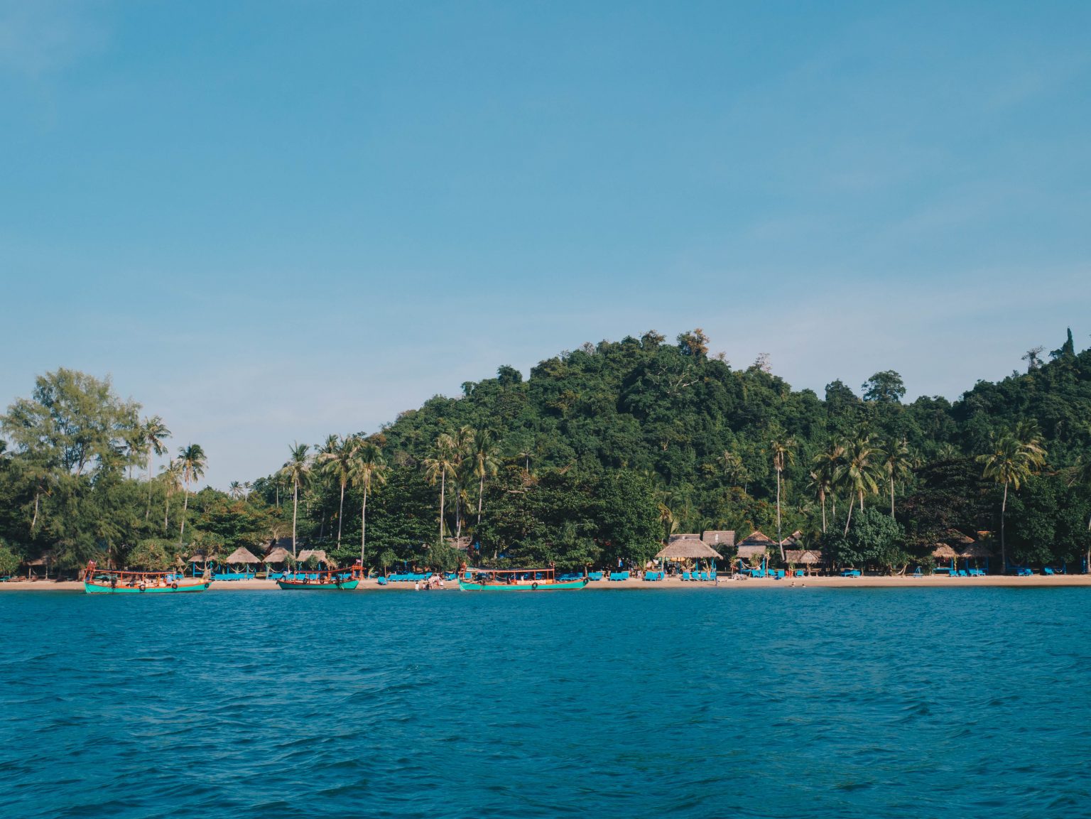 A Weekend Getaway: Koh Tonsay (Rabbit Island) - AvyTravel